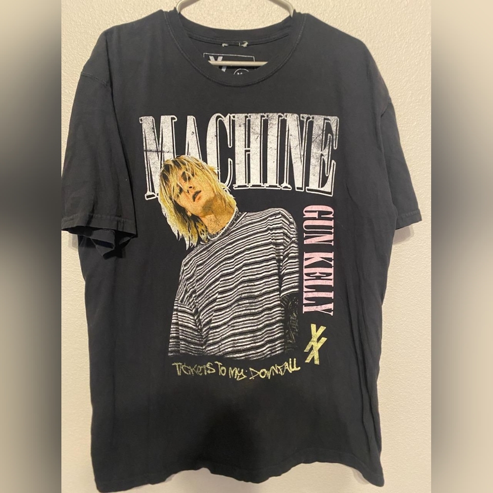 Machine Gun Kelly Rap Rock T-Shirt - Gem